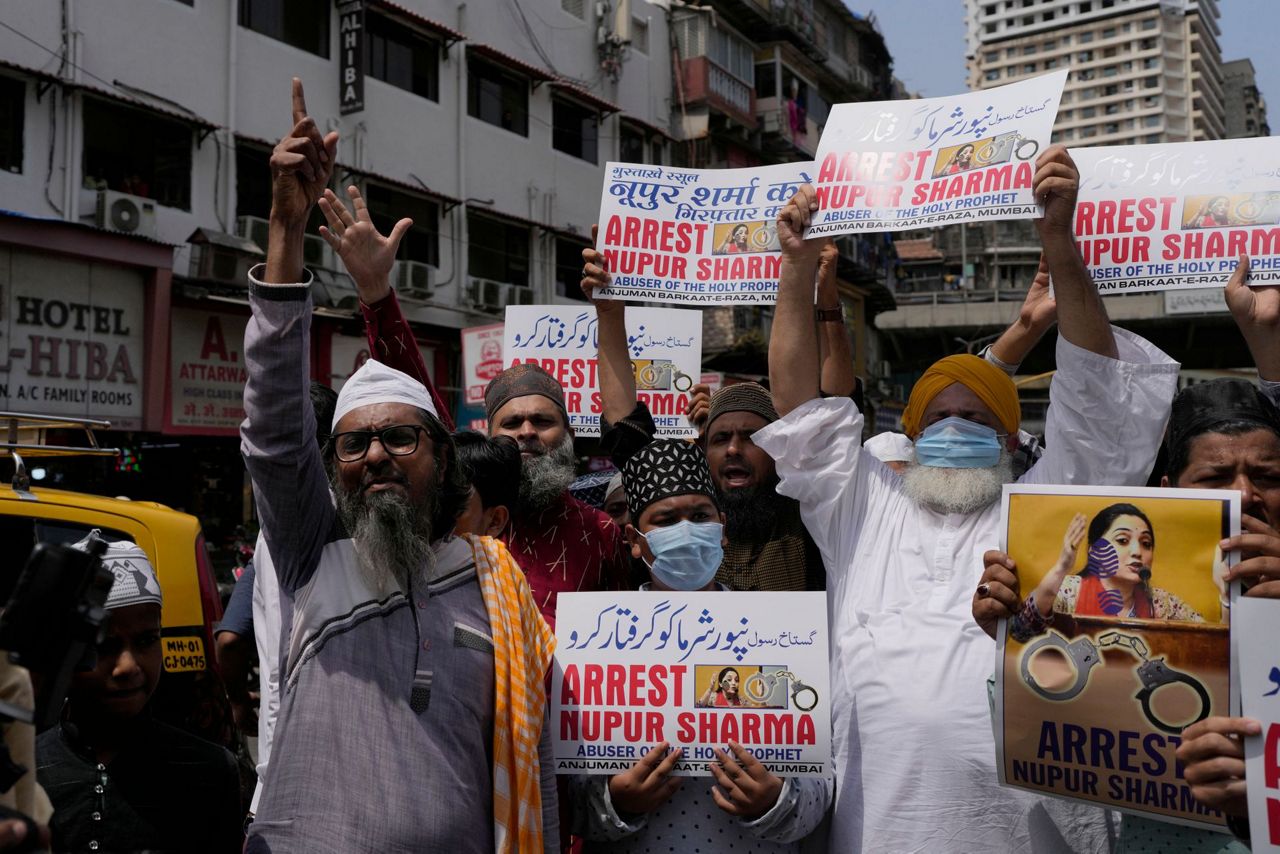 Muslim nations slam India over insulting remarks about Islam
