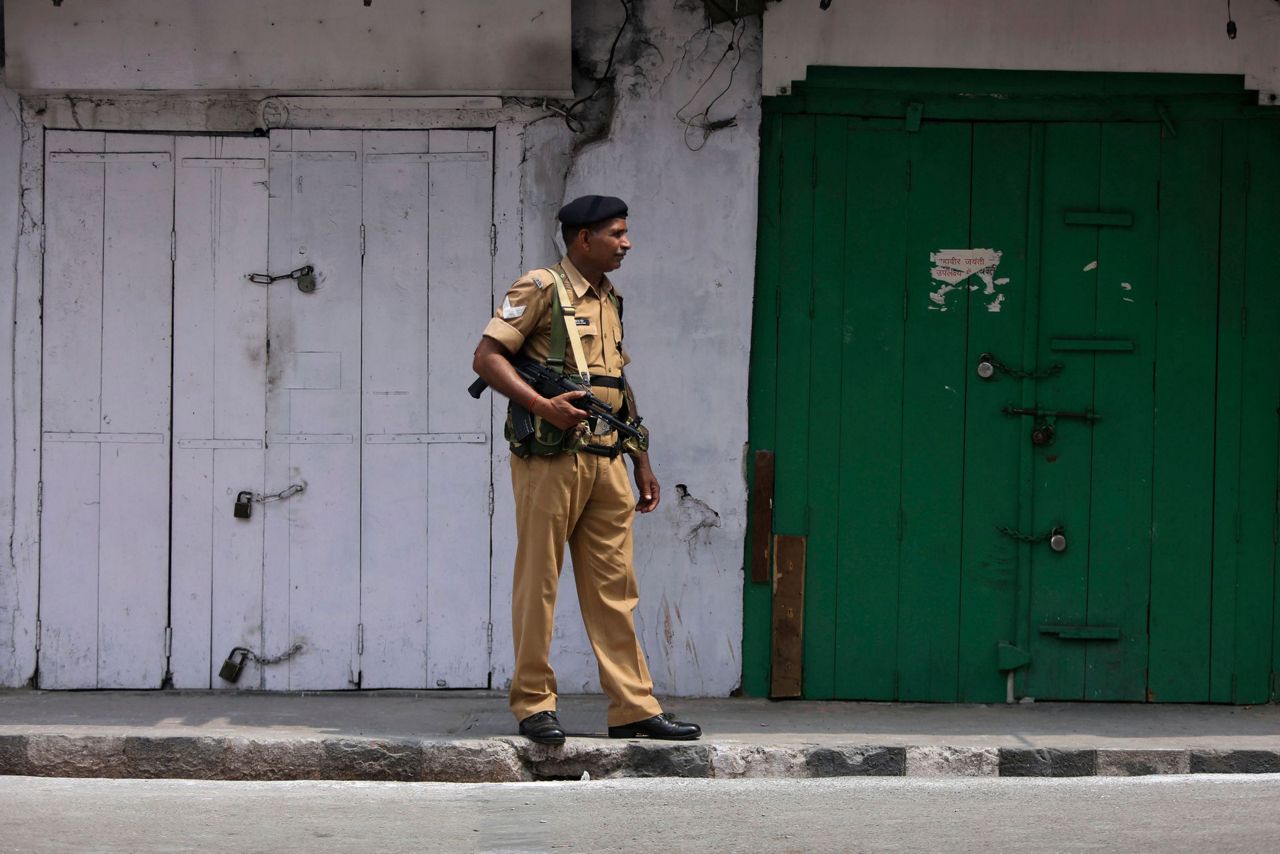 India's lower house expected to ratify bill to split Kashmir