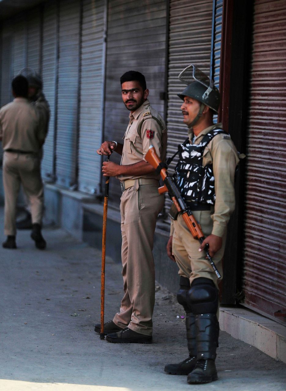 Police in quandary after New Delhi revokes Kashmir autonomy