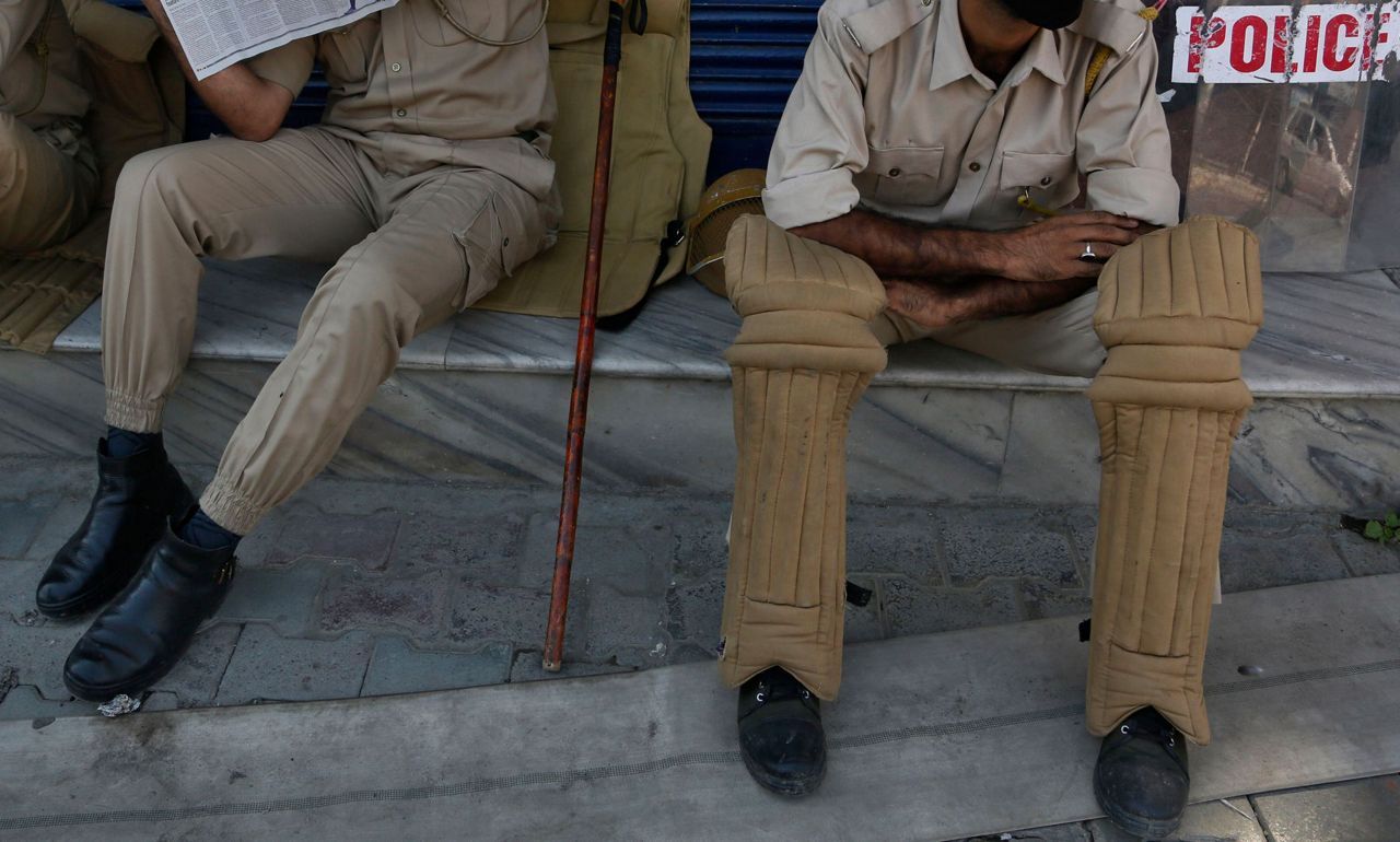 Police in quandary after New Delhi revokes Kashmir autonomy