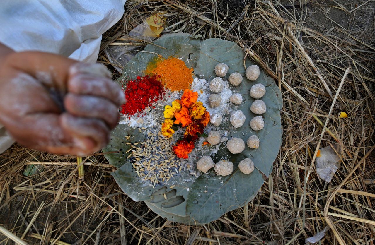 AP Photos: Naked pot-smoking sect grows at Indian Hindu fest