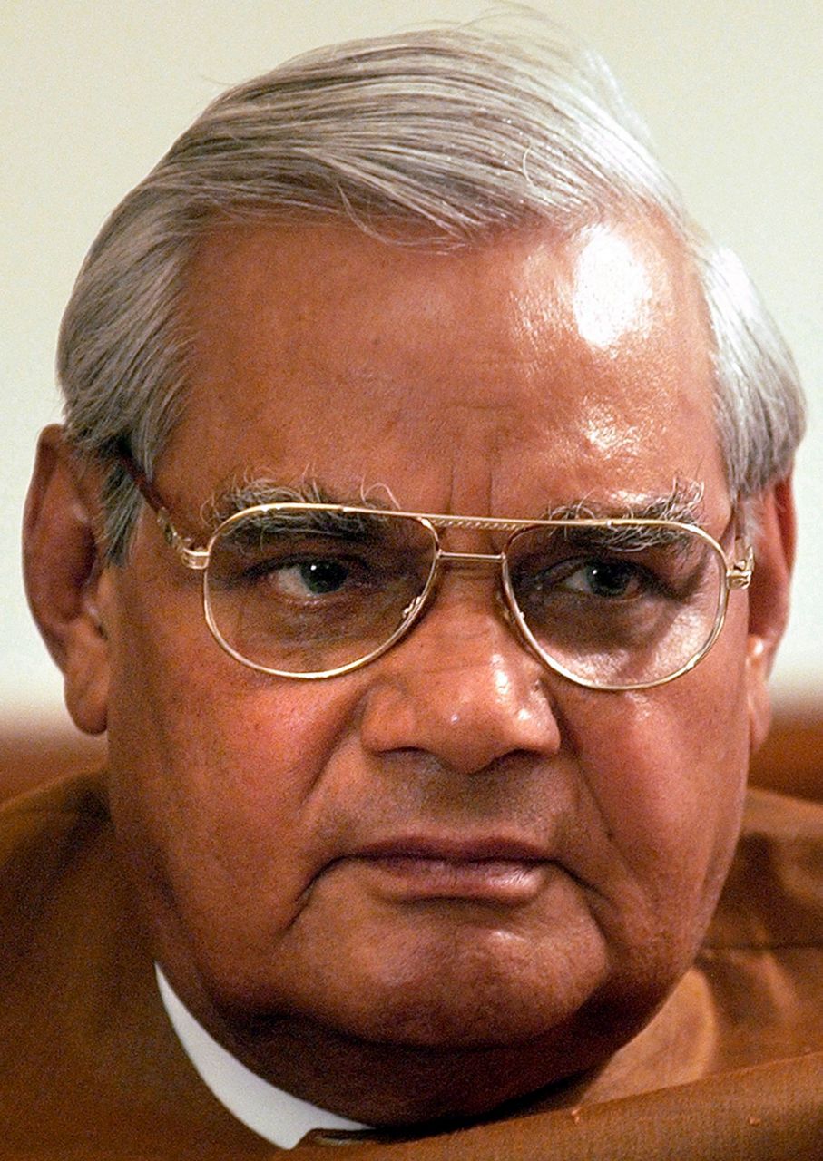 Former Indian PM Vajpayee dies after illness at age 93