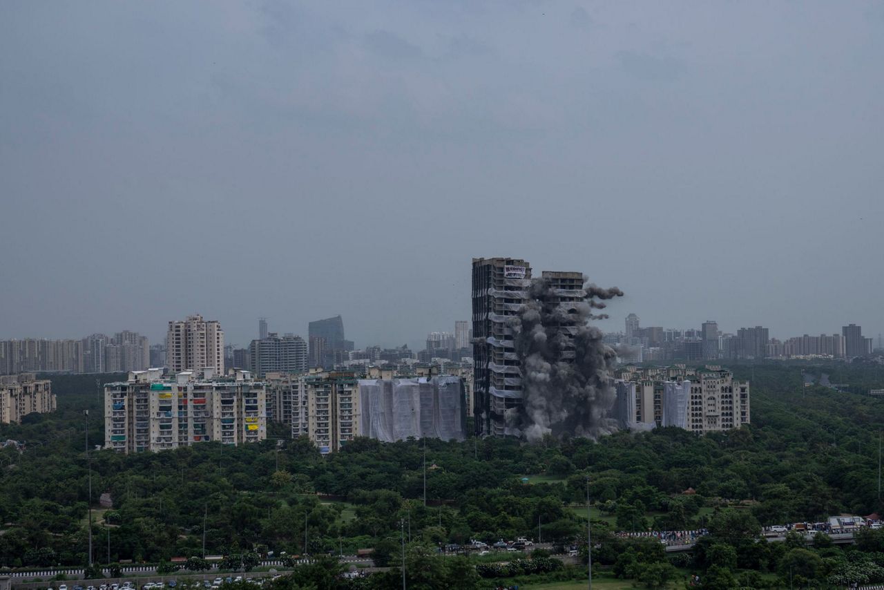 2 high-rise towers in India demolished for violating laws