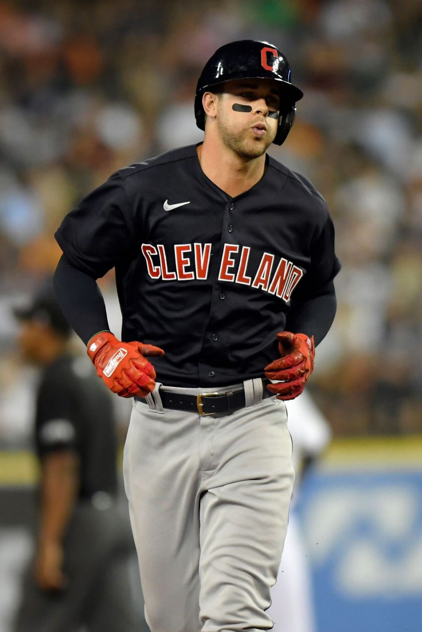 Clement 2 HRs, Cabrera stays at 499; Indians beat Tigers 7-4