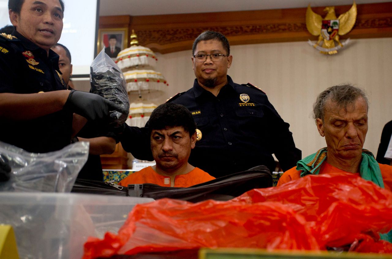 Indonesia arrests 5 foreigners in Bali for drug smuggling