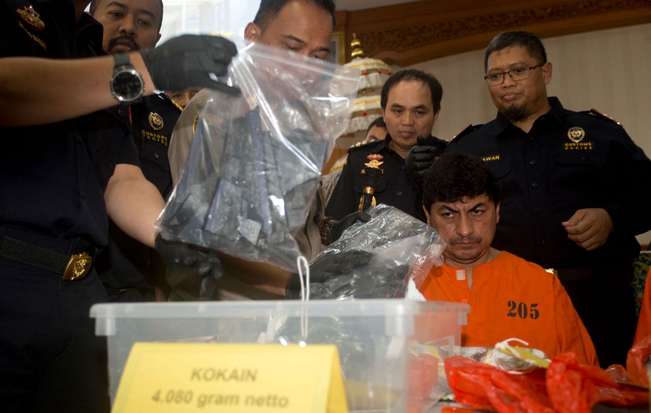 Indonesia arrests 5 foreigners in Bali for drug smuggling