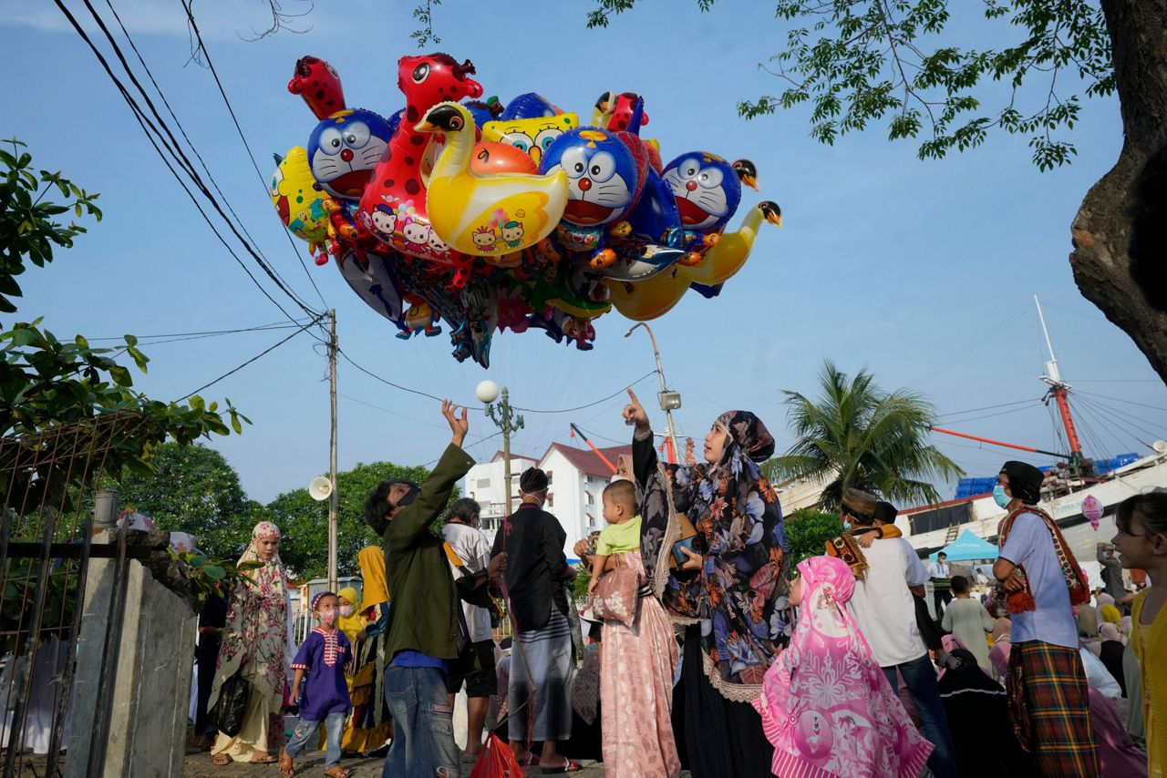Indonesian Muslims fully celebrate Eid al-Fitr after 2 years
