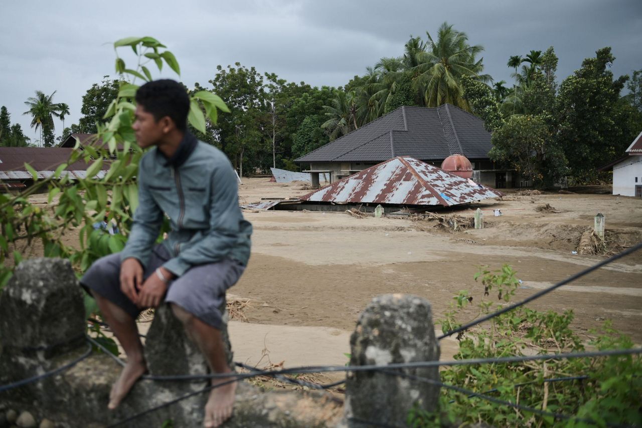 More than 1,200 dead from floods in Indonesia, Sri Lanka and Thailand ...