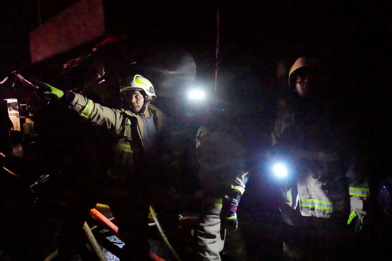 Fire at Indonesian oil depot kills 17; thousands evacuated