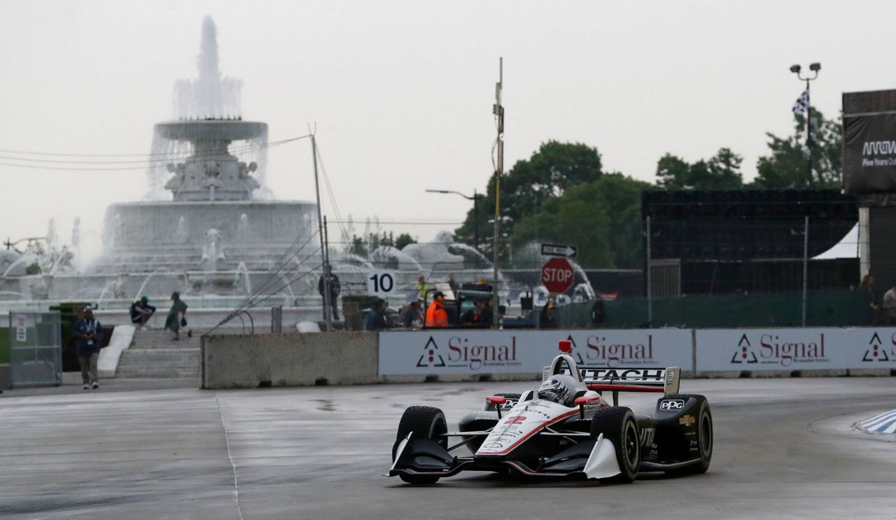Alexander Rossi wins pole at 1st of 2 Detroit IndyCar races