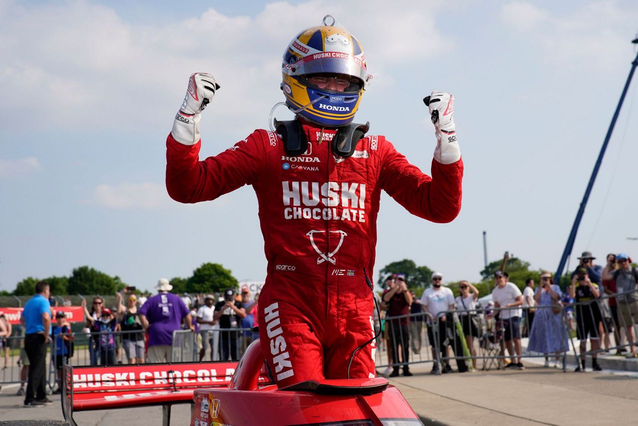 Ericsson scores 1st IndyCar win at action-packed Belle Isle