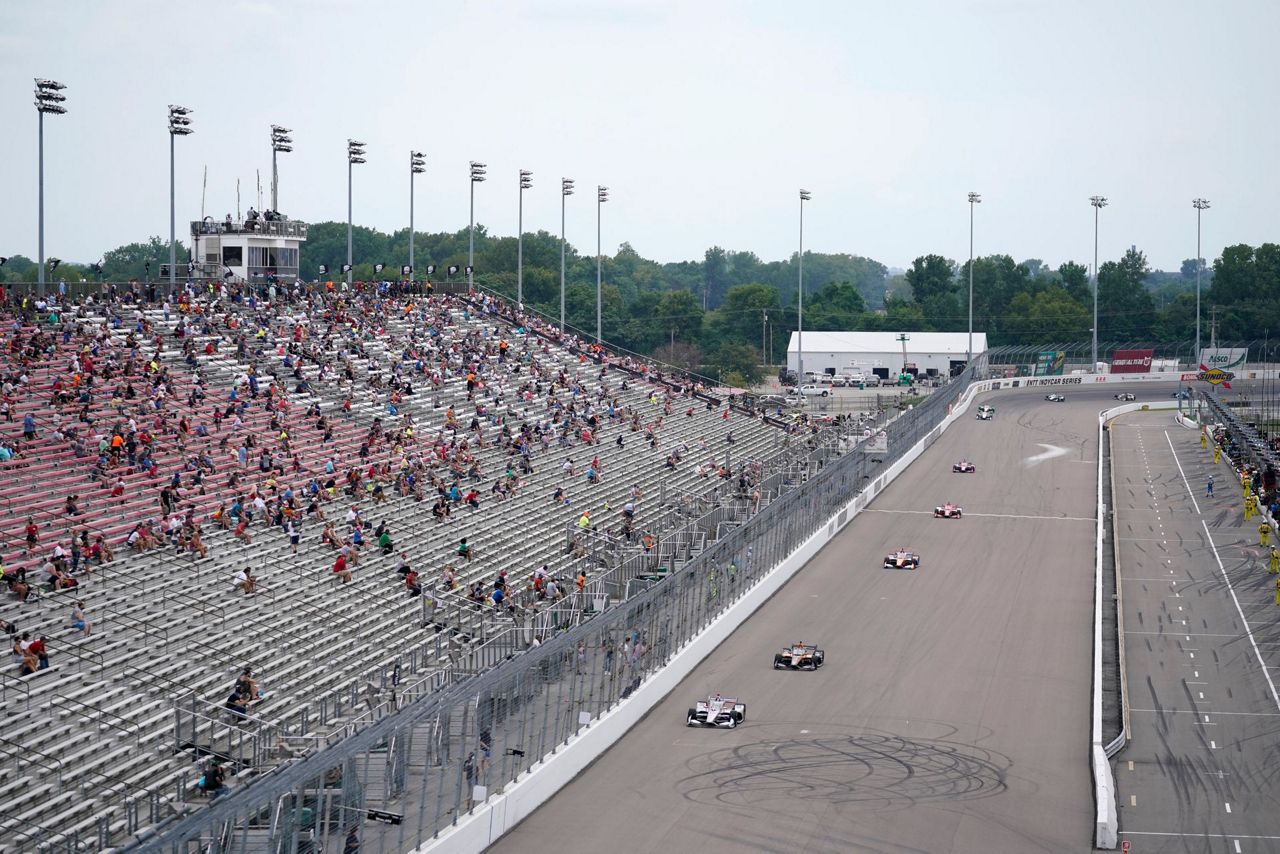 Dixon beats Sato at Gateway in reverse finish of Indy 500