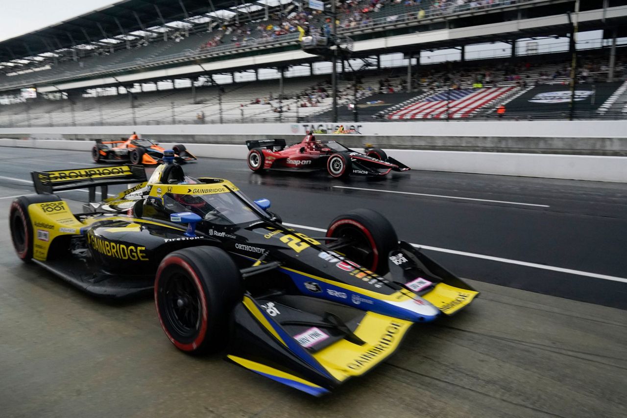 Ericsson takes Indy GP's top spot amid start time change