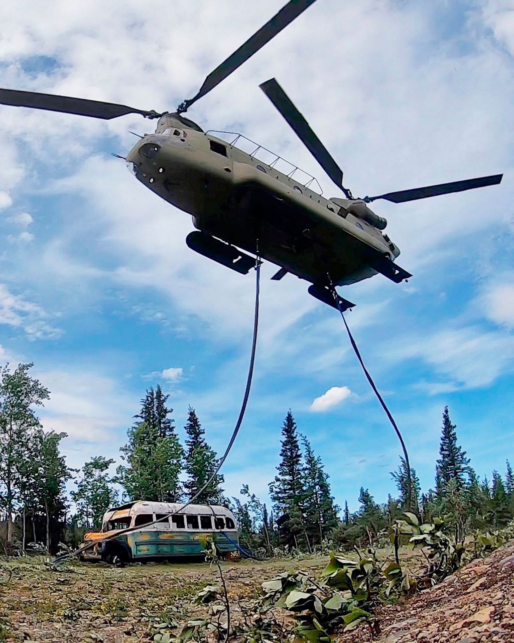 'Into the Wild' bus removed from Alaska backcountry