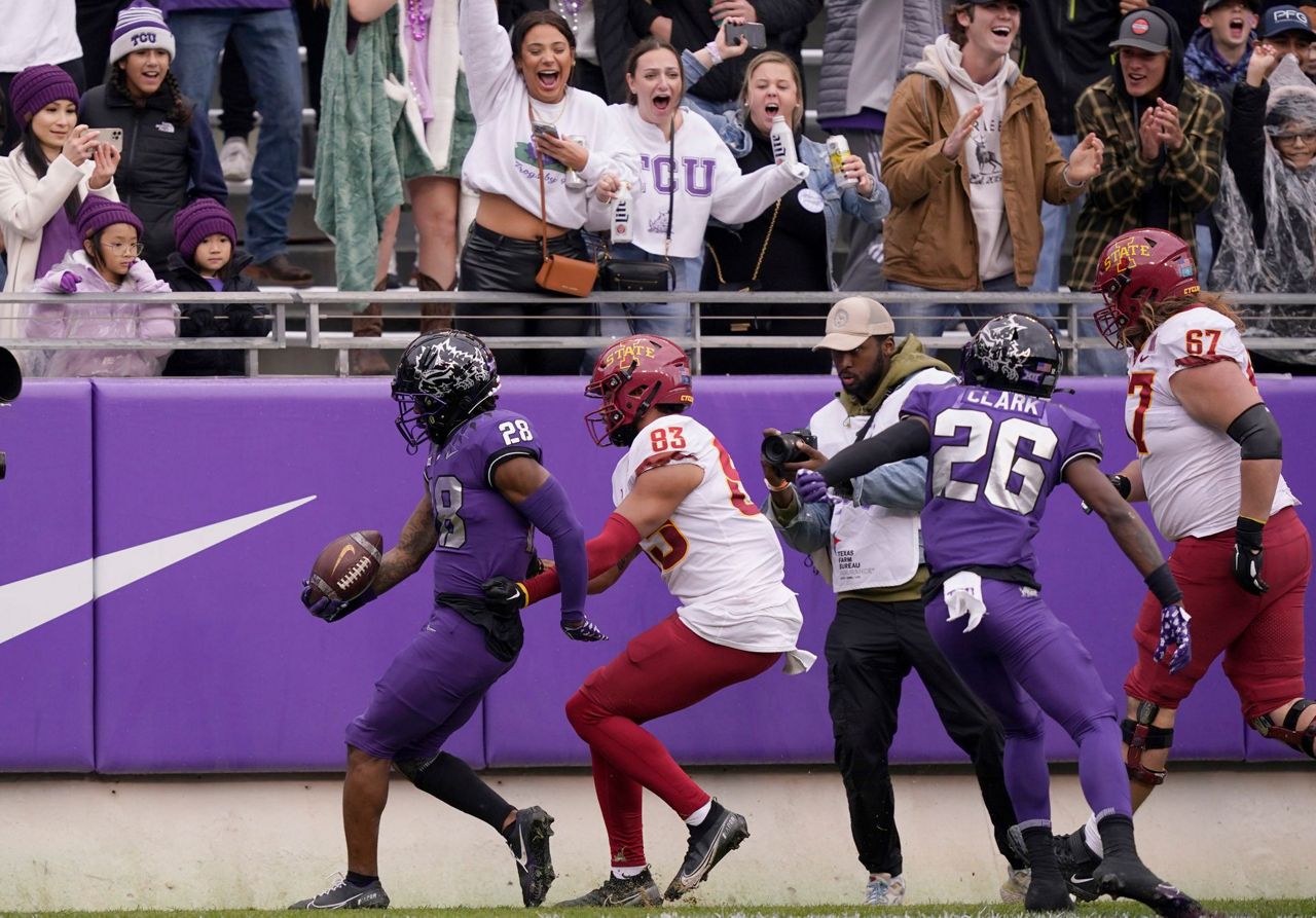No. 4 TCU finishes undefeated regular season with 62-14 rout