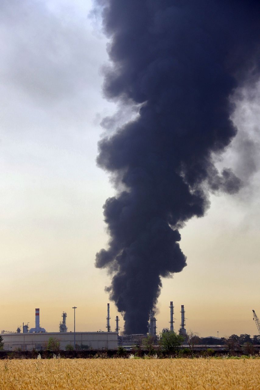 Oil refinery fire near Iran's capital burns into second day