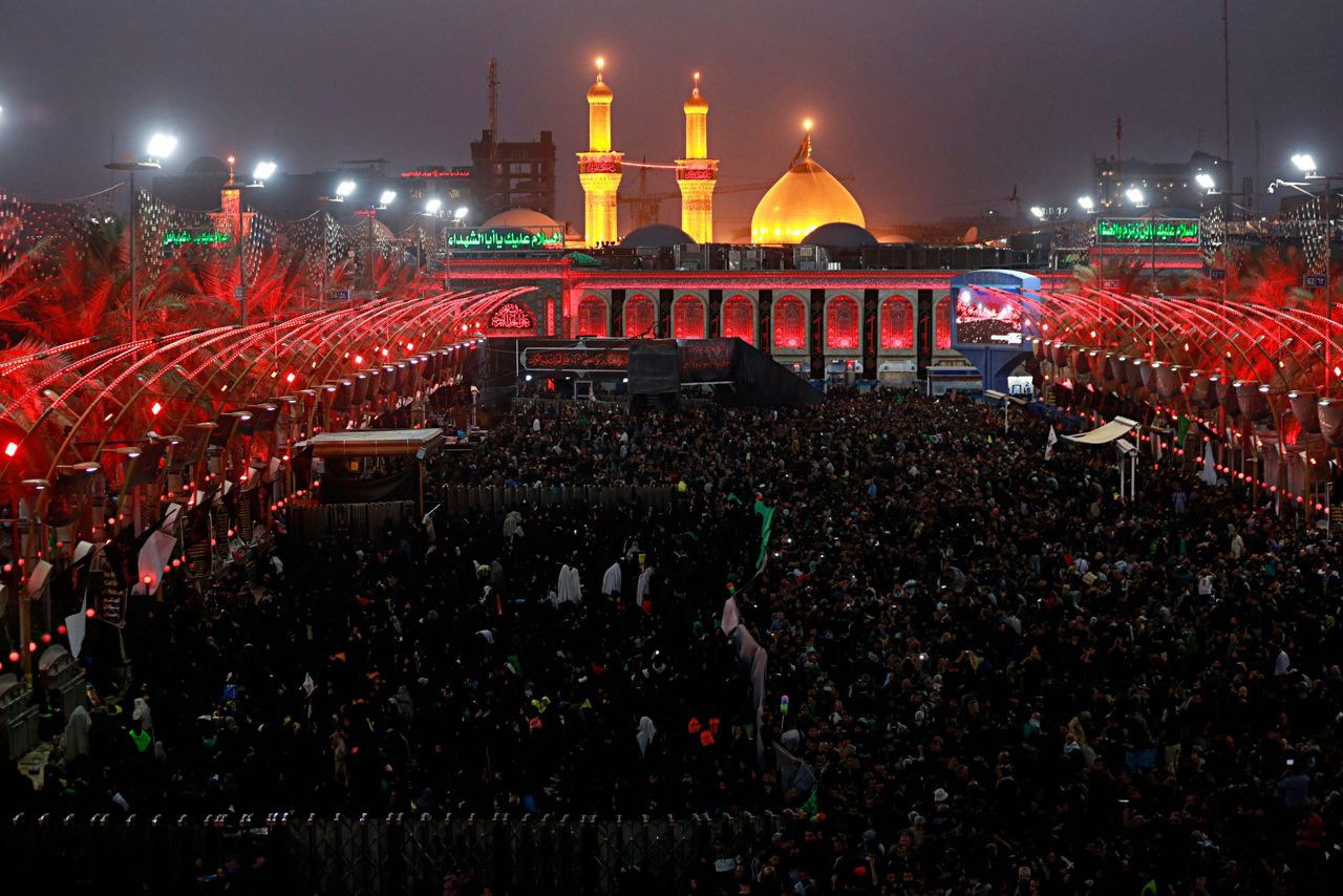 'Walk to heaven': Shiite pilgrims trek to Iraq's Karbala