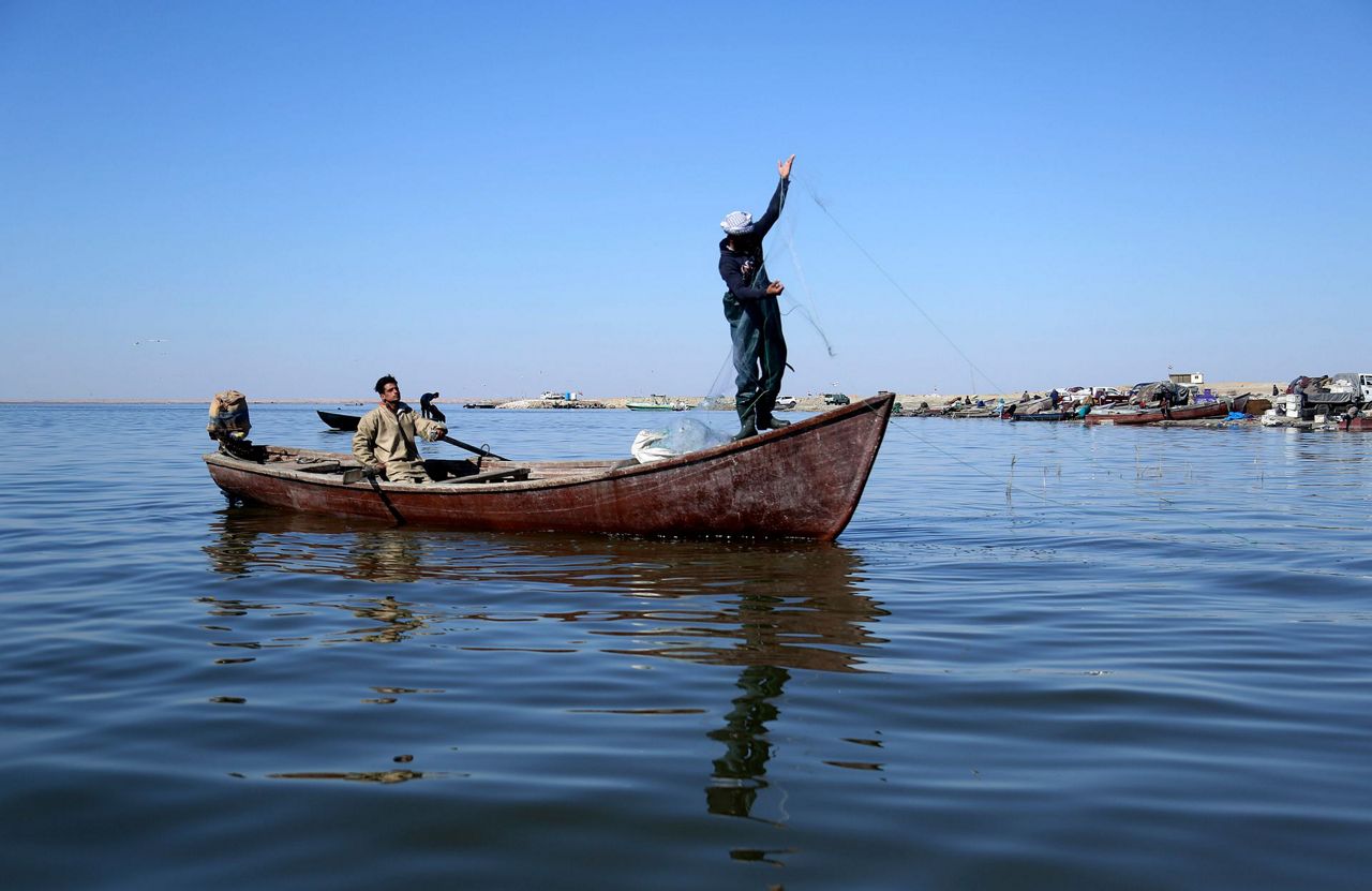 Iraq’s second largest lake drying up, turning up dead fish