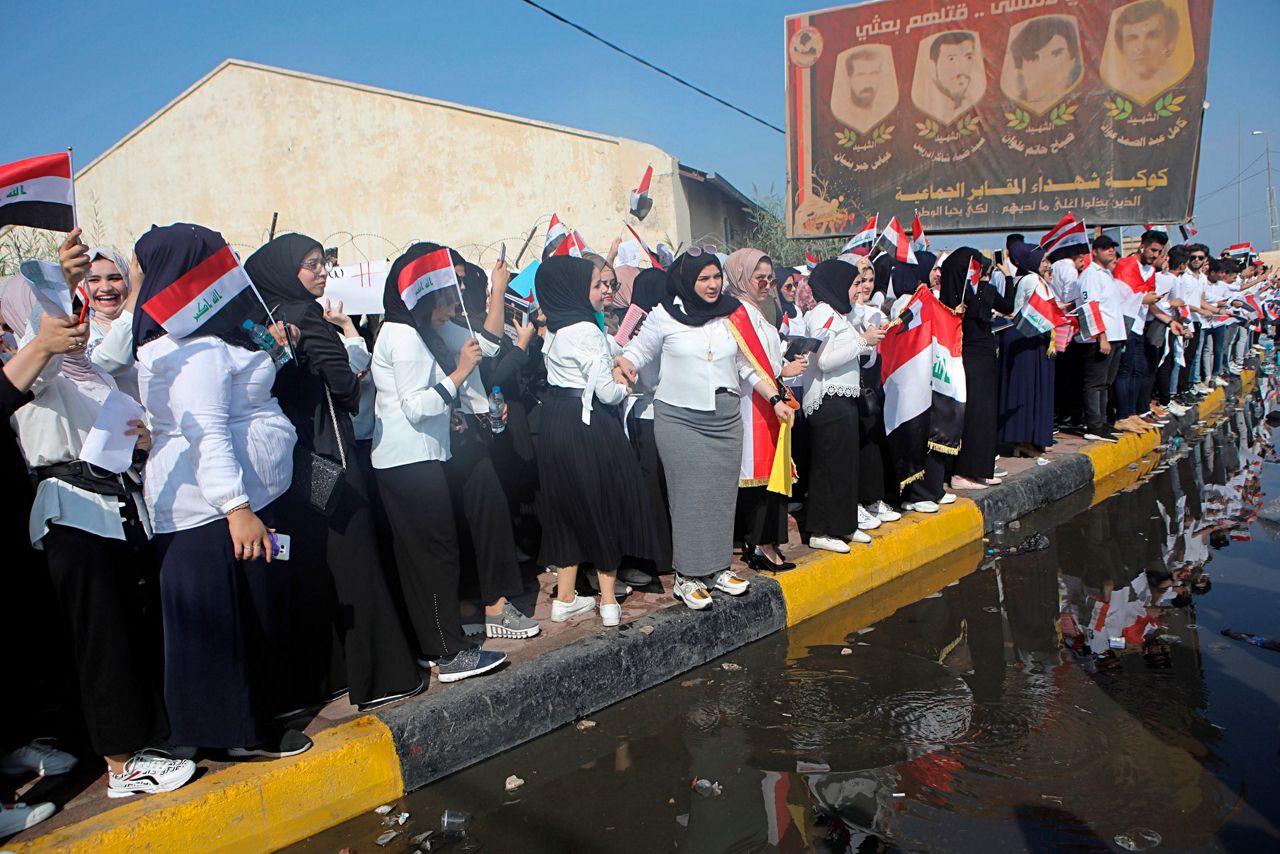 Students brave tear gas to join Iraq's protests