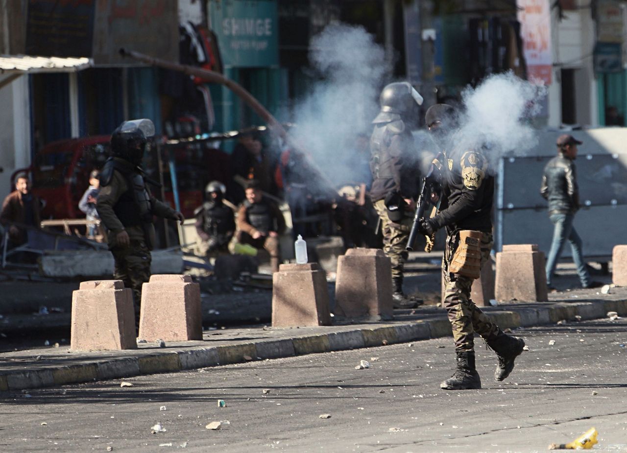 Nighttime rocket attack on US Embassy in Baghdad injured 1