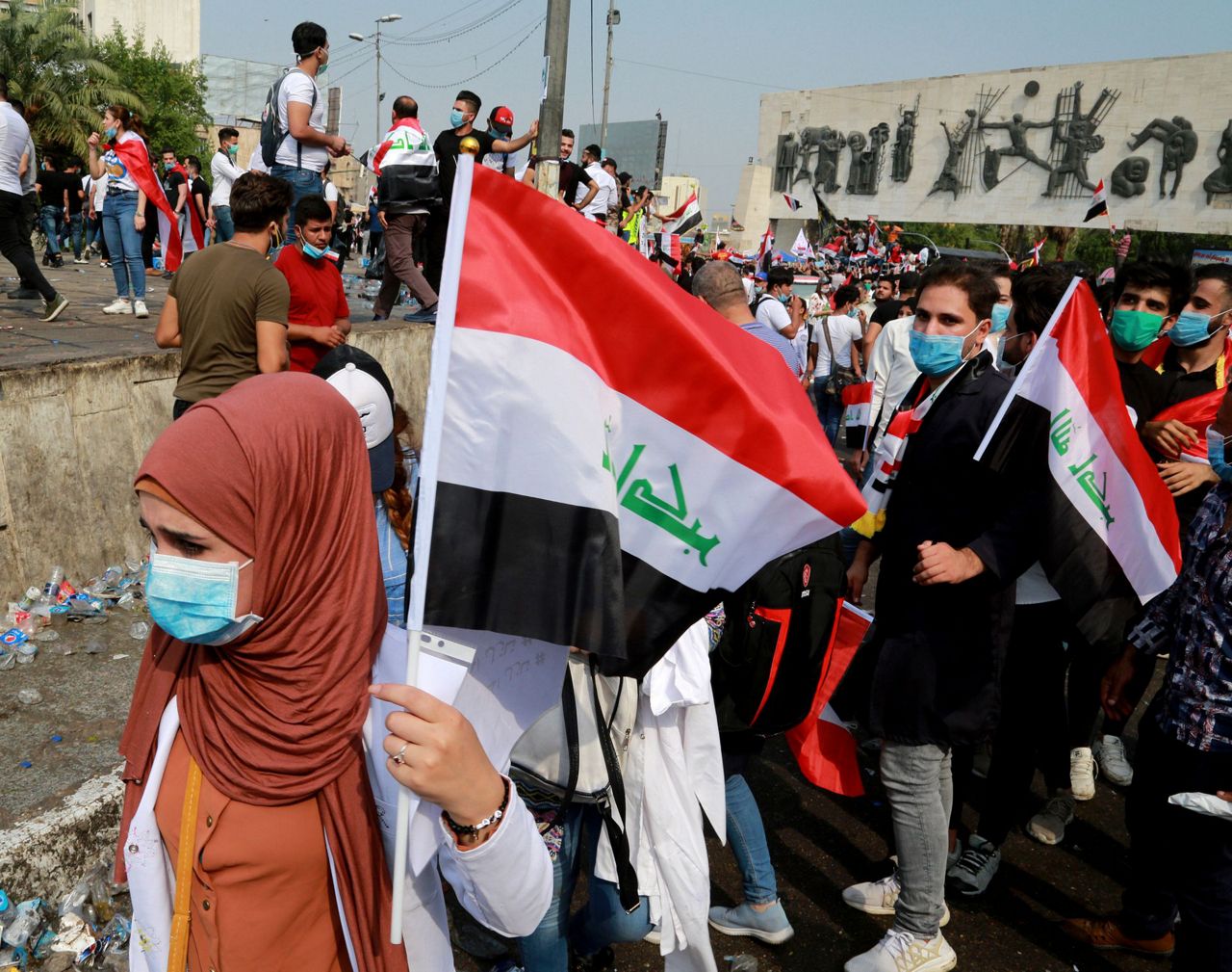 Students brave tear gas to join Iraq's protests