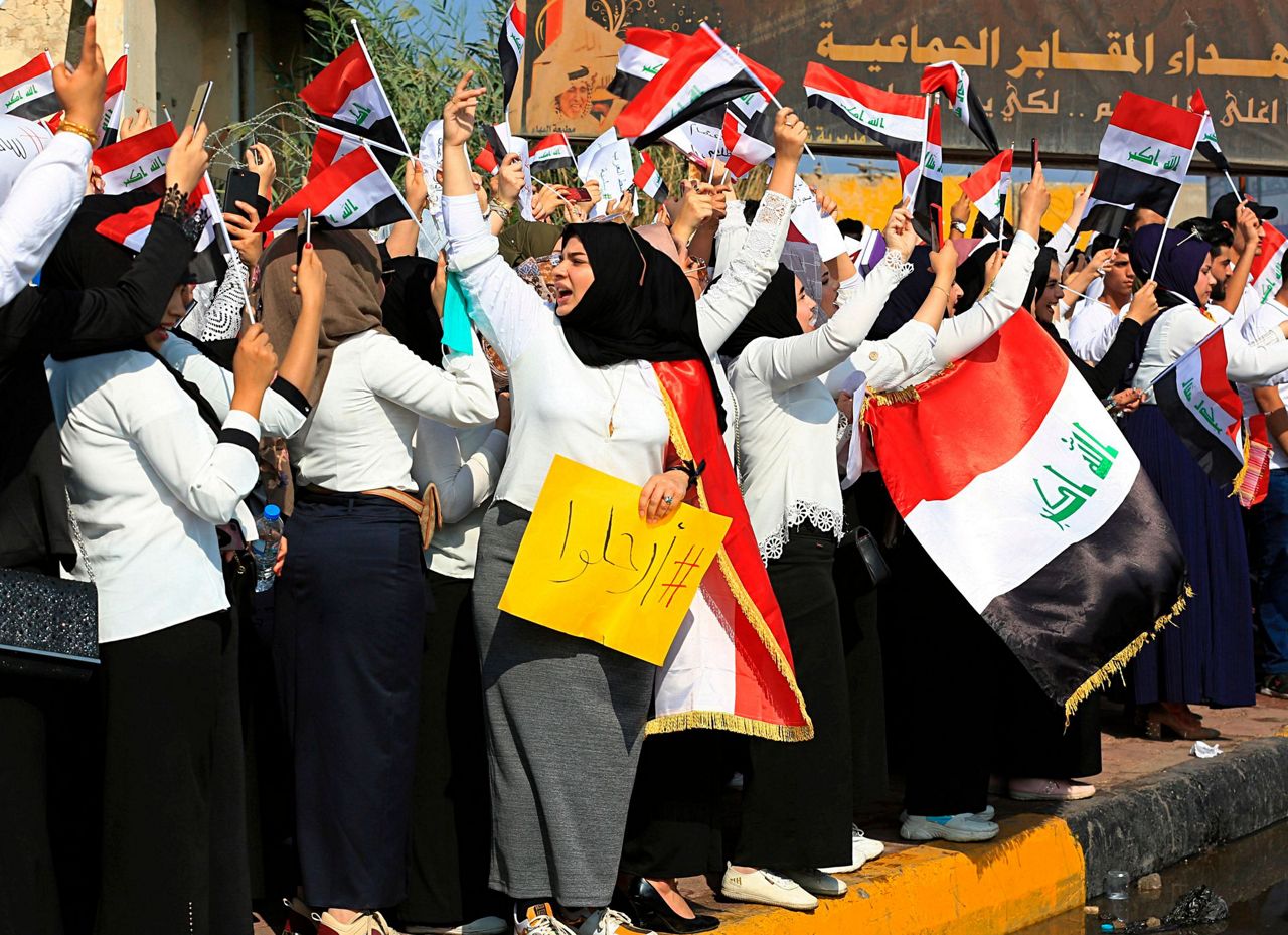 Students brave tear gas to join Iraq's protests