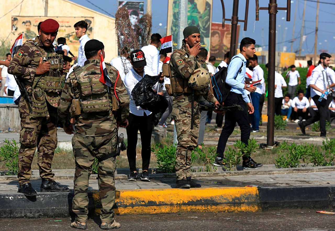 Students brave tear gas to join Iraq's protests