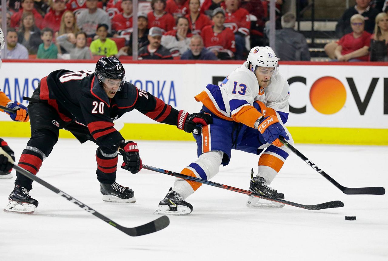 Hurricanes sweep Islanders with 5-2 victory in Game 4