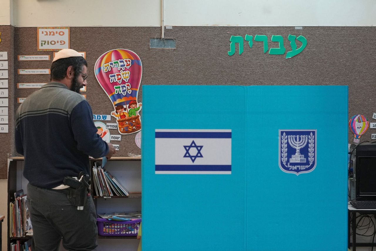 Israelis vote again, as political crisis grinds on
