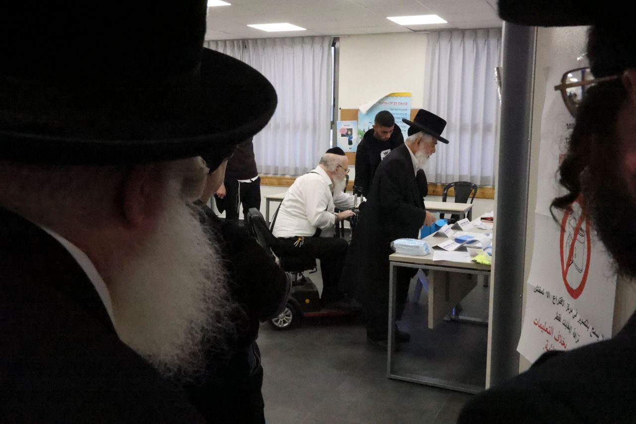 Israelis vote again, as political crisis grinds on