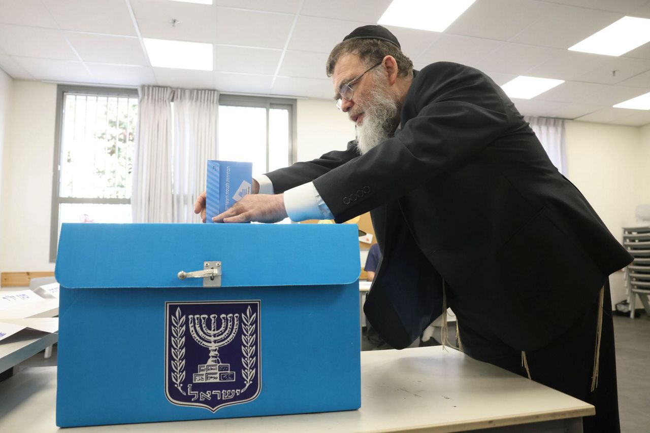 Israelis vote again, as political crisis grinds on