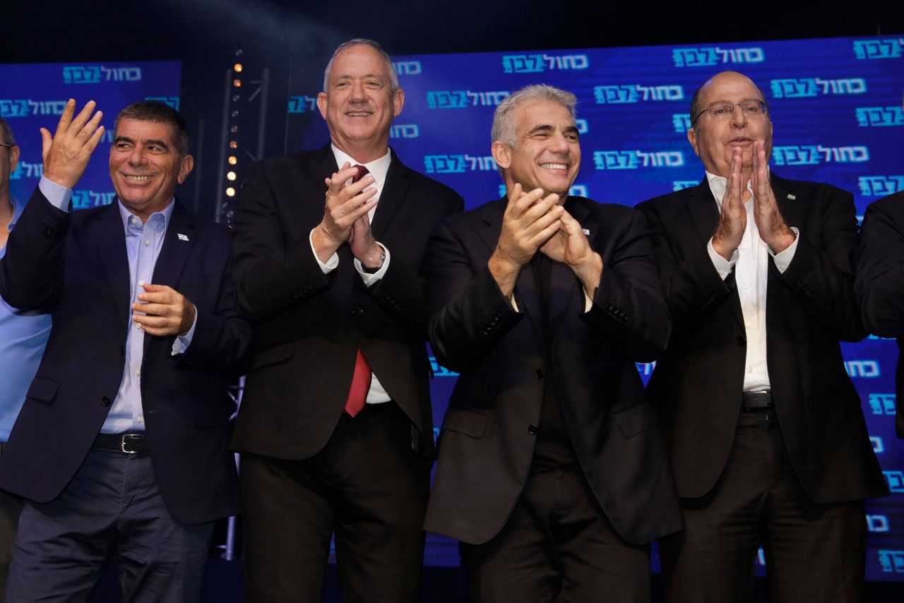 Israel's 2 main political parties deadlocked after election