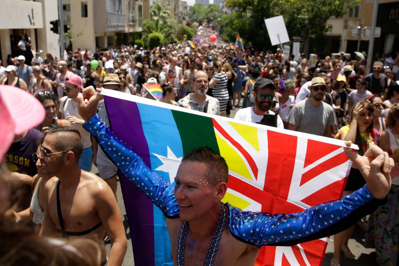 Bunny ears, bow ties at annual Gay Pride Parade in Tel Aviv