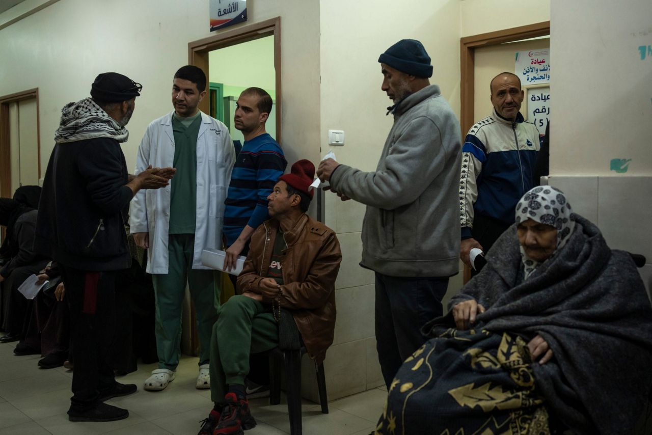 During 100 days of war, a Gaza doctor pushes through horror and loss in ...