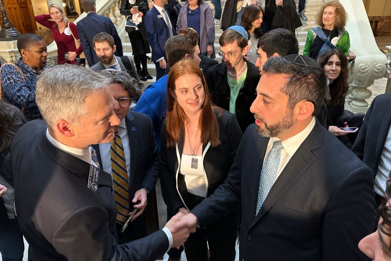 Georgia Senate passes bill to define antisemitism despite free-speech ...