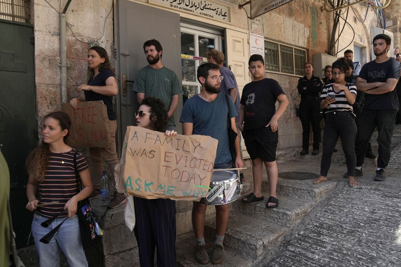 Israeli authorities evict Palestinian family from Jerusalem home after ...