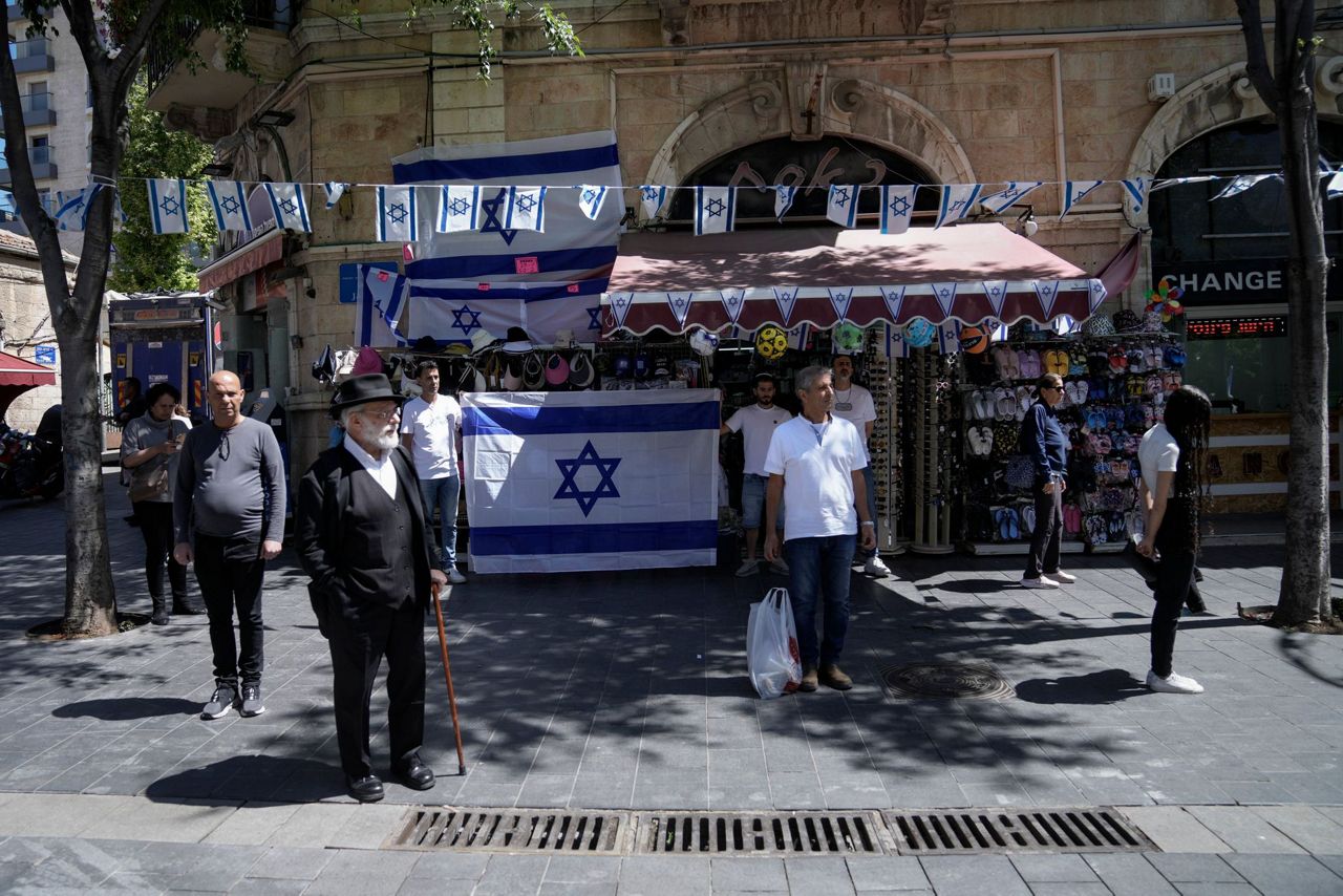 Israel marks Memorial Day plagued by divisions, violence