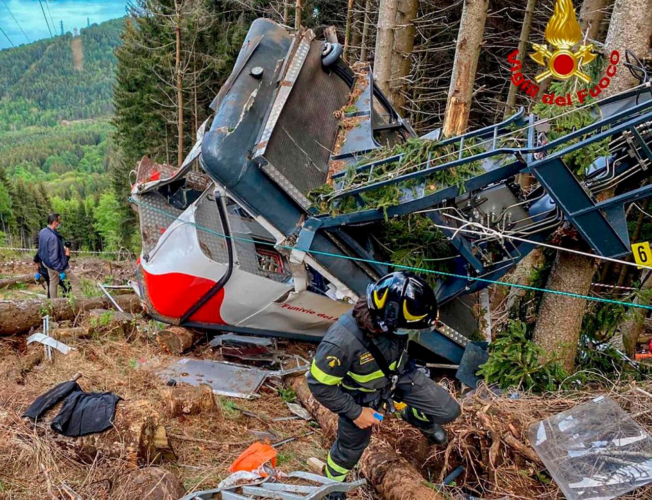 Italy probes cable car crash as lone child survivor recovers