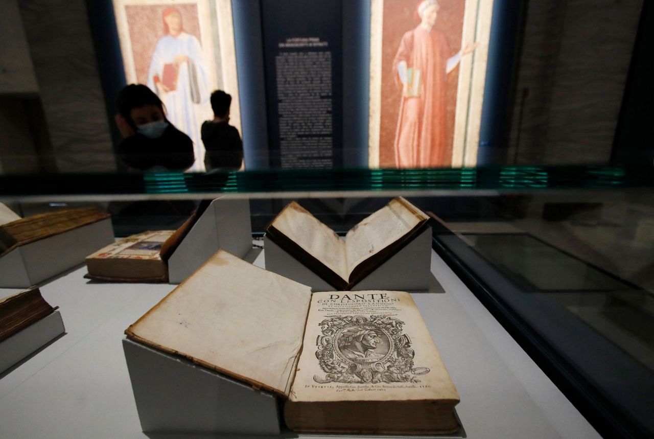 Daily readings at tomb honor Dante 700 years after his death