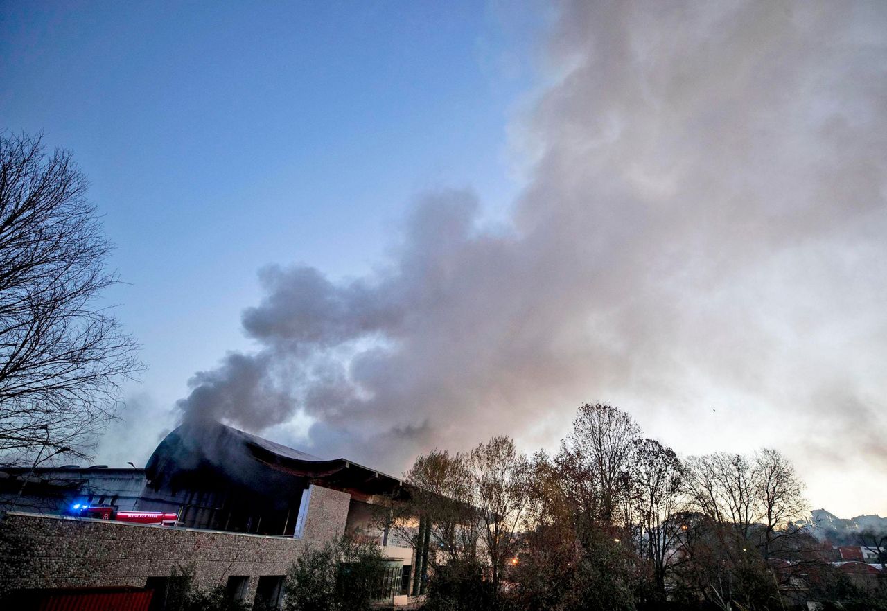 Fire at Rome waste treatment plant sparks fears, precautions