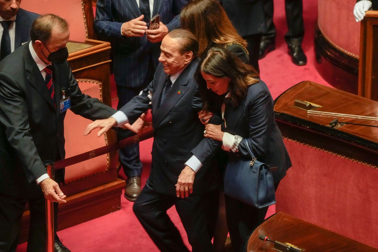 After days of acrimony, Italy's Berlusconi and Meloni meet