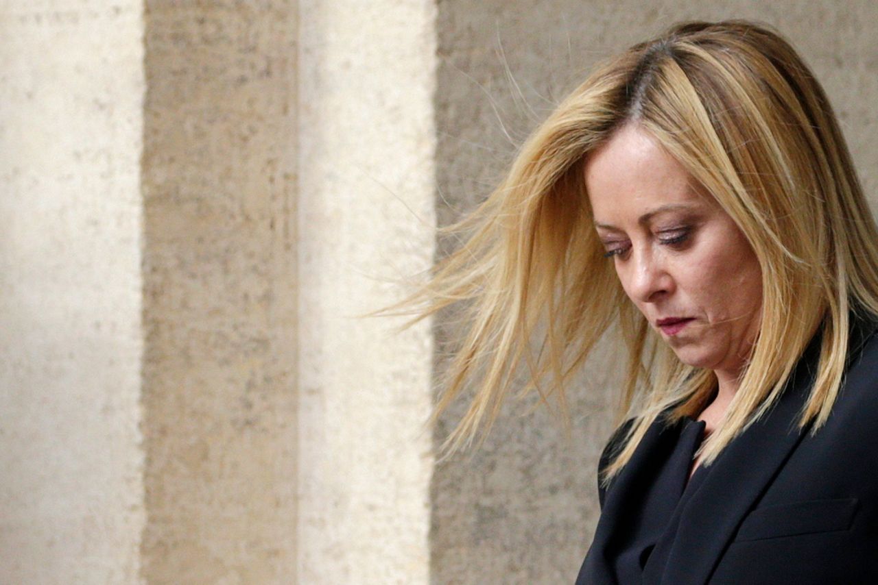 Far-right leader Giorgia Meloni sworn in as Italian premier