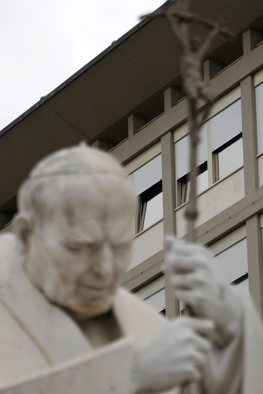 Vatican: Pope spends 2nd night 'serenely' in hospital