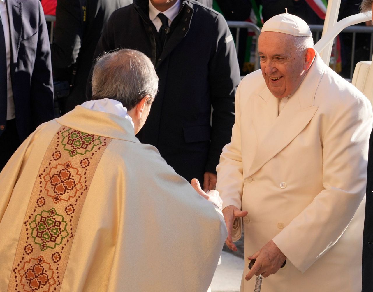 Pope honors family roots in northern Italy with rare outing