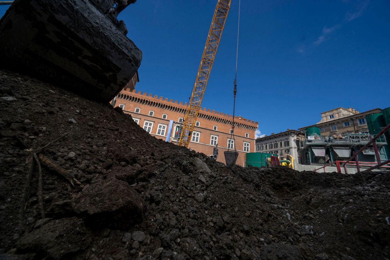 Work on new Rome subway line under the Colosseum and Forum enters ...