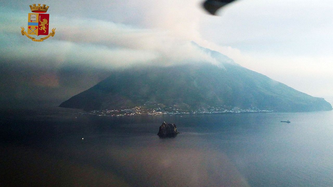 Italy firefighters douse fires on Stromboli after eruptions