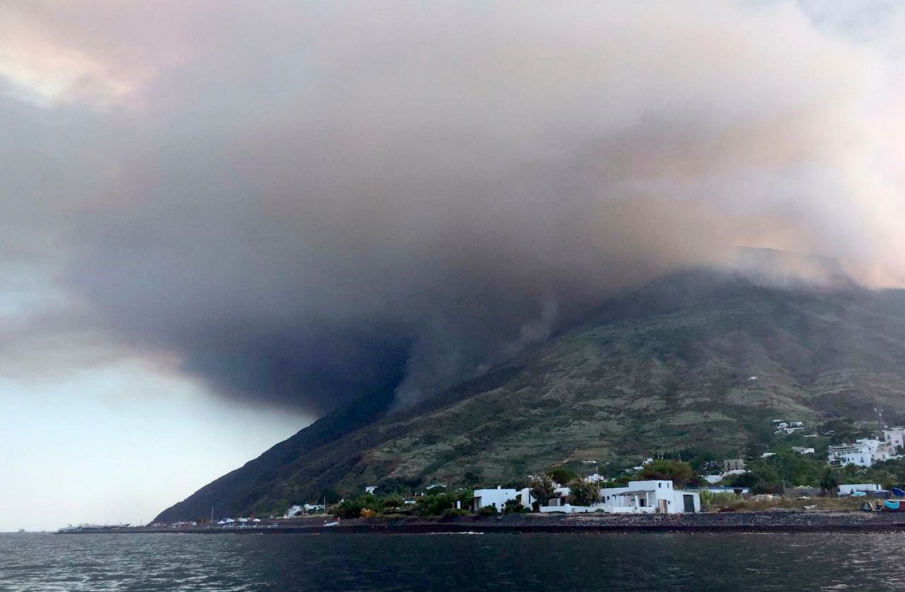 Italy firefighters douse fires on Stromboli after eruptions