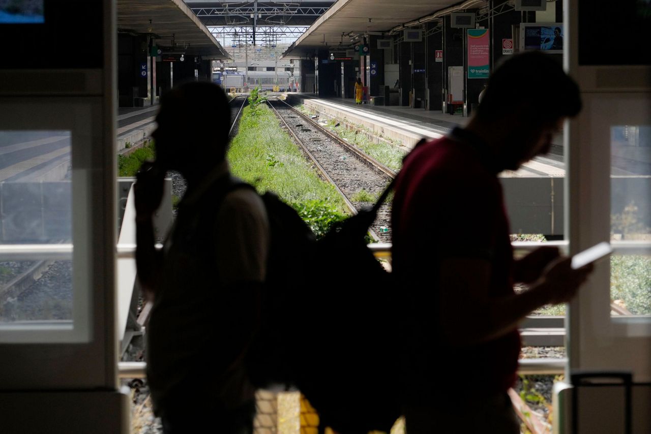 Italy rail strike strands commuters and tourists in sweltering weather ...