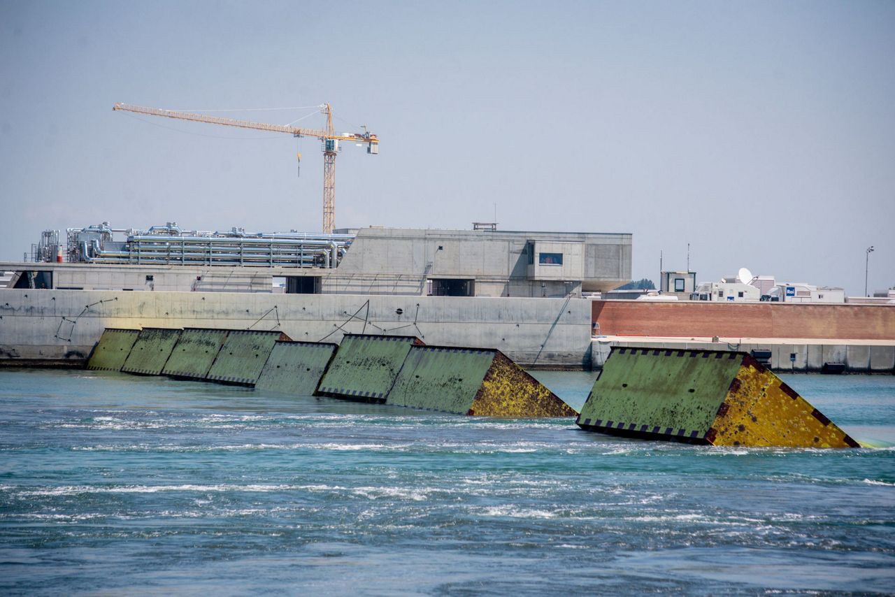 Flood-weary Venice puts "Moses" inflatable barriers to test