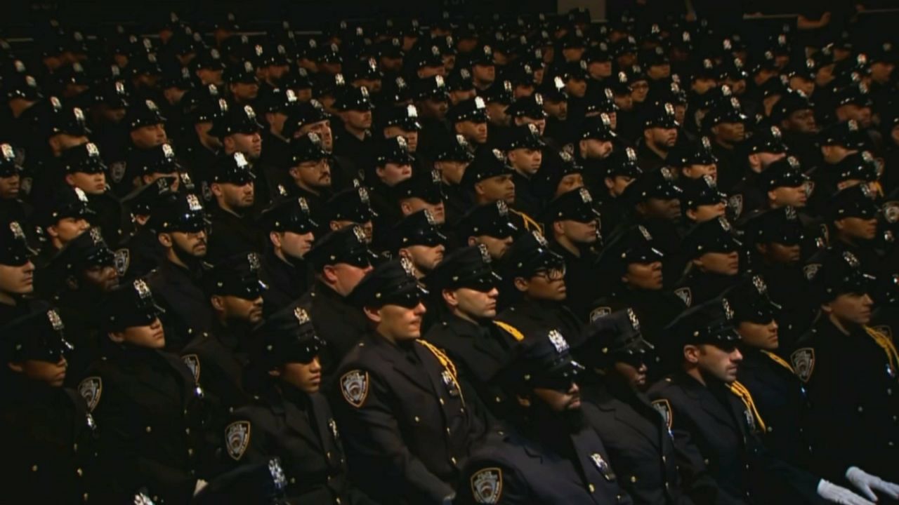 NYPD graduates 527 new officers